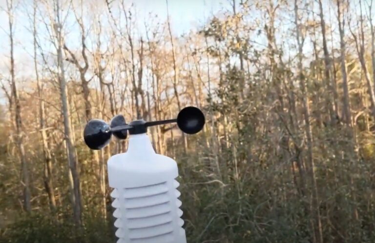 Top 5 Best School Weather Stations [March 2026 Review] - WeatherStationPro