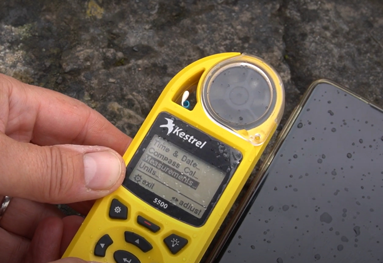 Top 5 Best Handheld Anemometers [January 2024 Review] - WeatherStationPro