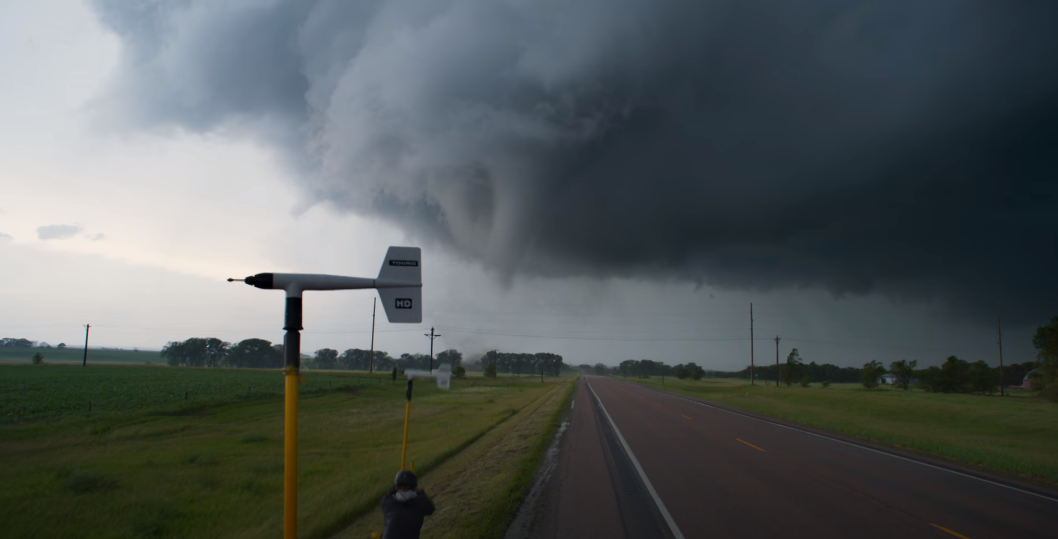 Why is it Important to Prepare for Inclement Weather? - WeatherStationPro